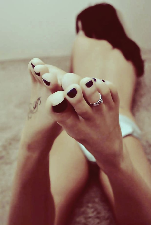 Foot Fetish Worship 39 Pics